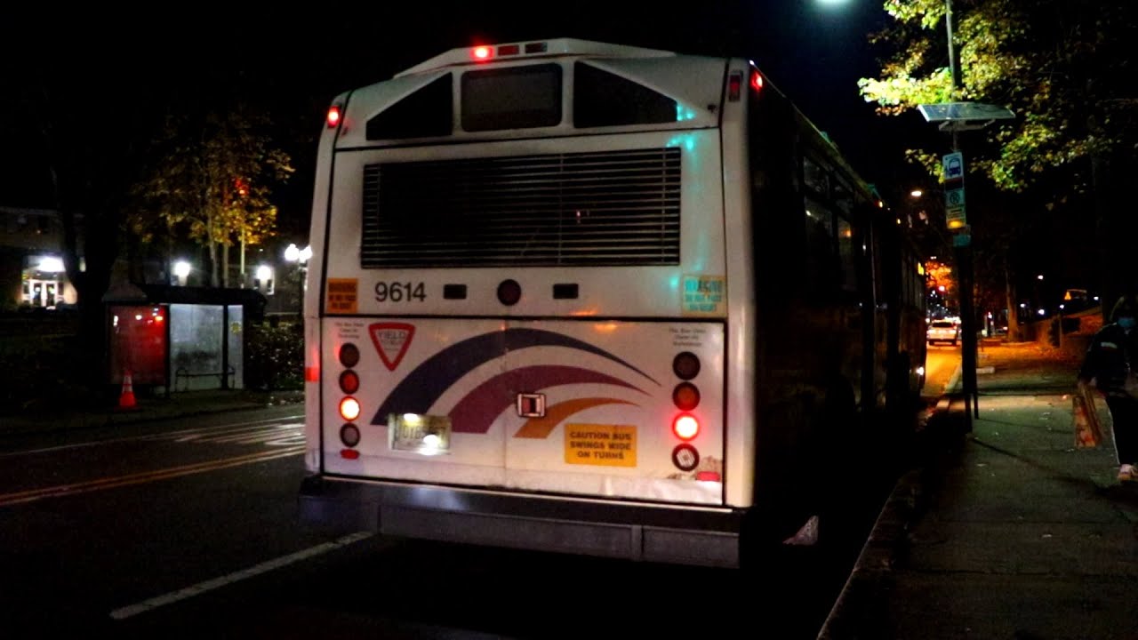 New Jersey Transit 2004 Neoplan AN459 Transliner Suburban Articulated ...