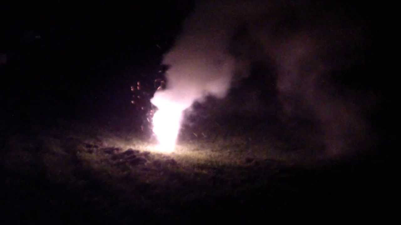 My first kno3 firework - YouTube