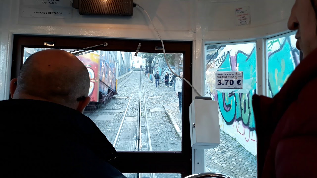 Lisbona: Funivia Bairro Alto - YouTube
