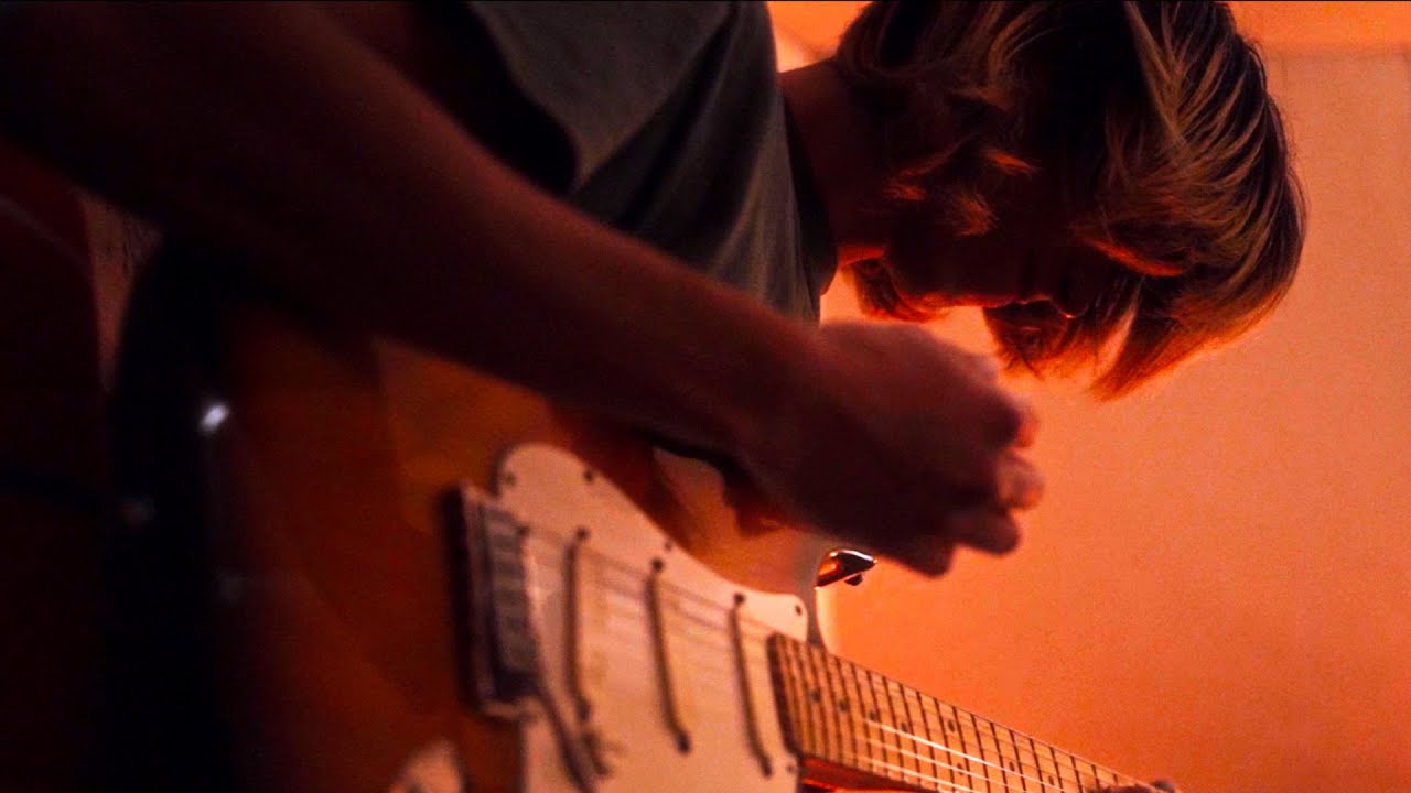 Bakura - Champagne (Official Music Video) - YouTube