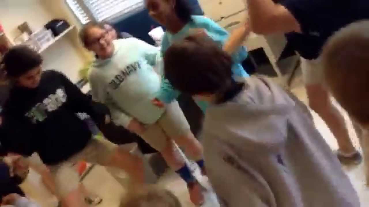 My GÁLVEZ MIDDLE SCHOOL End of the year celebrations! -enjoy - YouTube