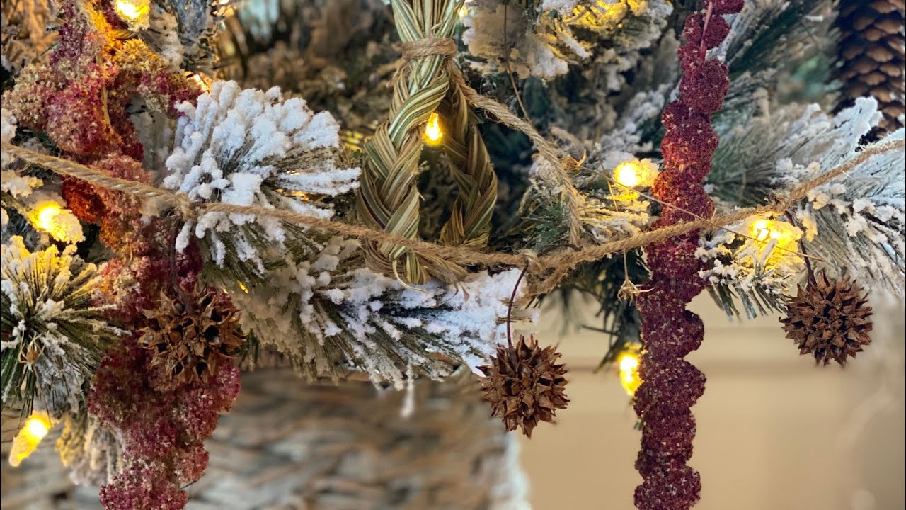 🌲 Garden Theme Tree Decor 🌲 - YouTube