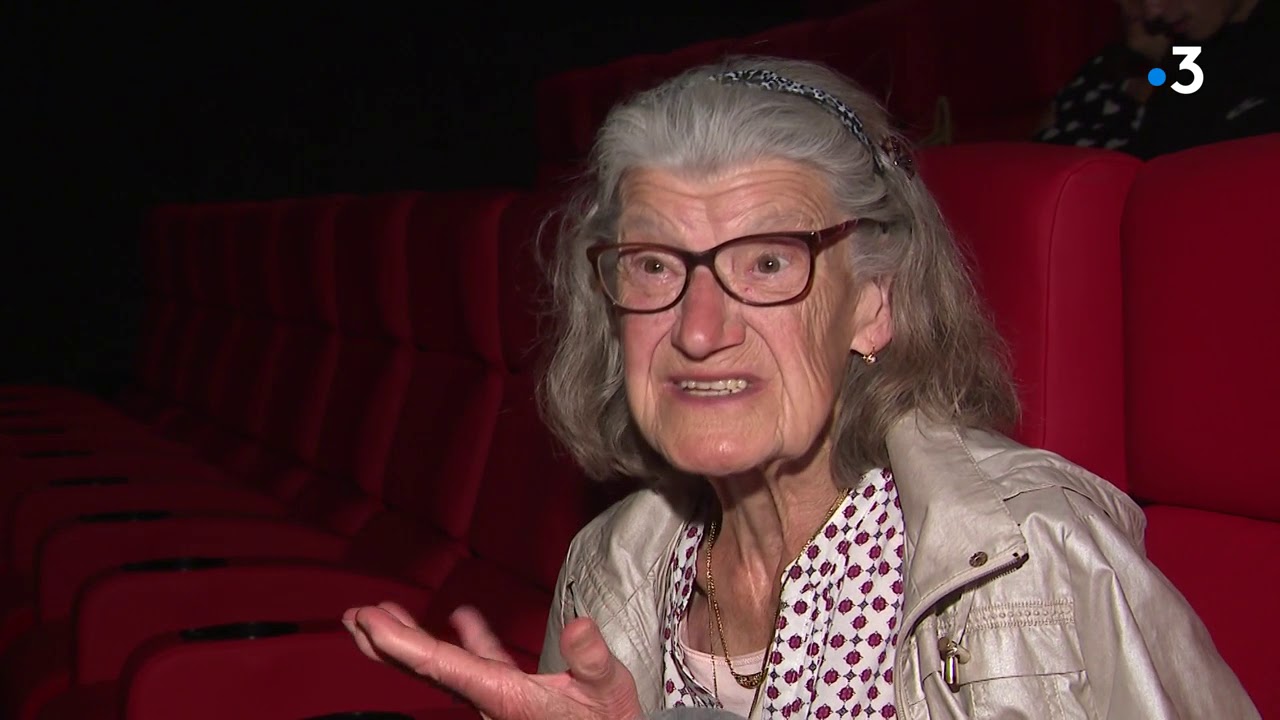 A Béthune, le cinéma ouvre enfin - YouTube