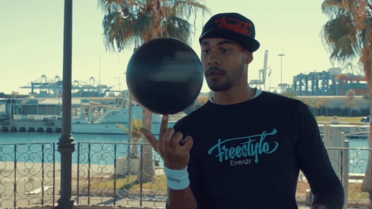 Energyglobe Spot Freestyle Energy avec Juanan Freestyle - Qualité HD ...