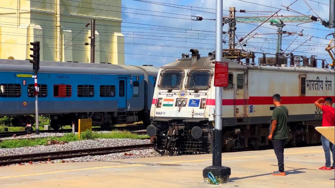 Legendary Brindavan Express Meets Chennai Intercity Express at Katpadi ...