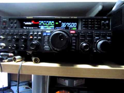 YAESU FT 950 - YouTube