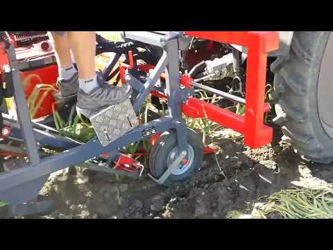 ERME RL1 típusú kévézős fokhagyma betakarítógép a Hanki Ker kínálatában!