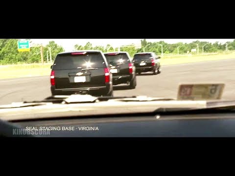 Captain Phillips (2013) - Team Seals takes it over