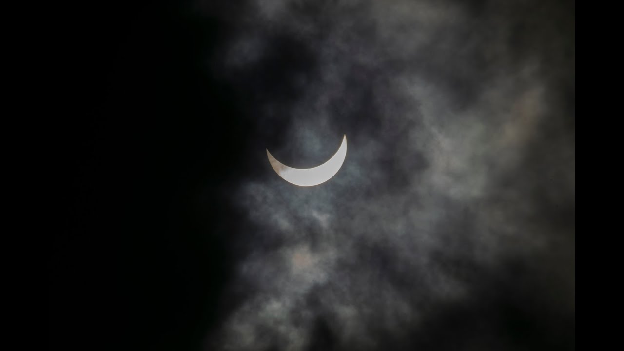 Short Clip of the Spring Eclipse from Louisville, Kentucky - YouTube