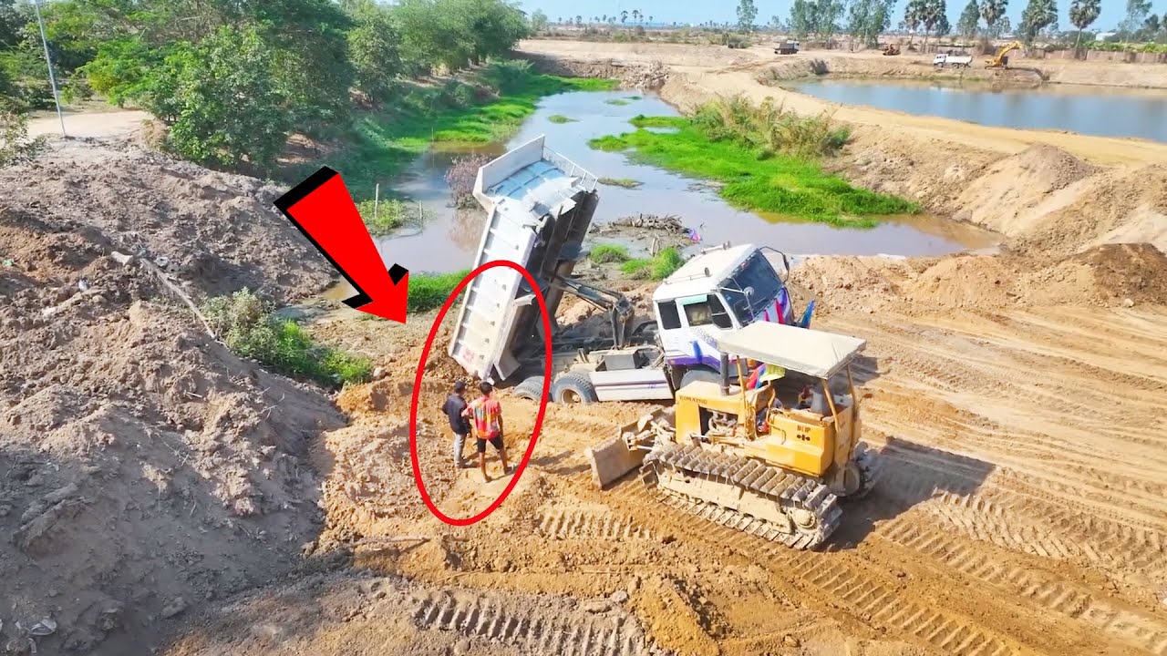 Expert Operators Bulldozer and Excavator Share Top Techniques to Rescue ...