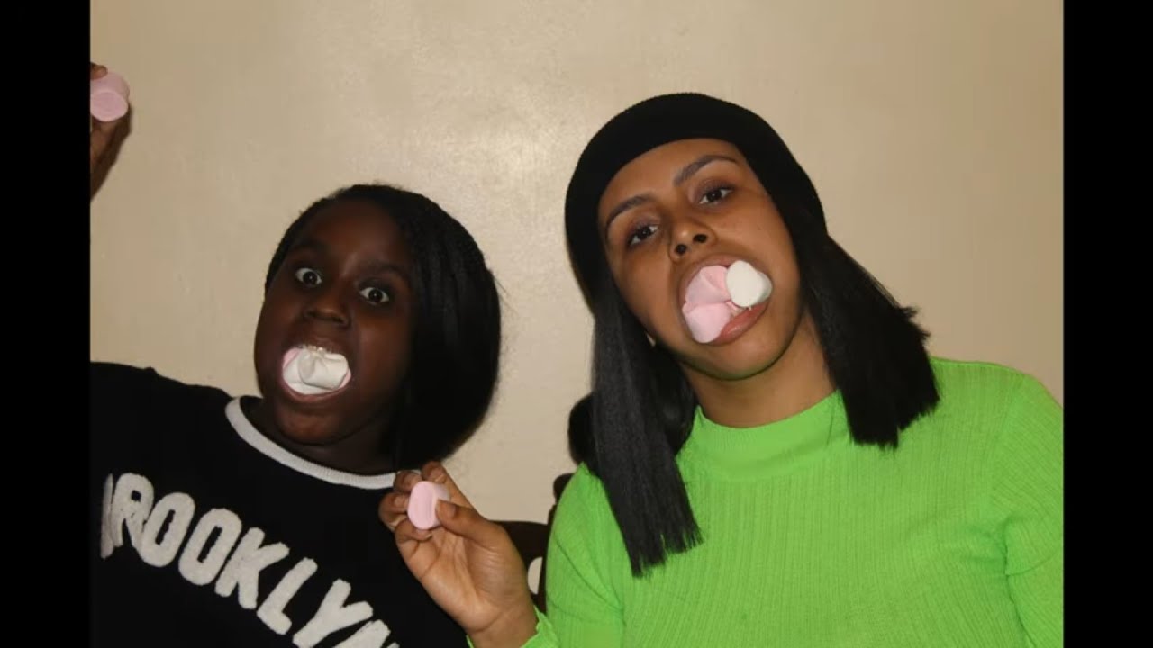 Sister Vs Girlfriend Chubby Bunny Challenge Youtube