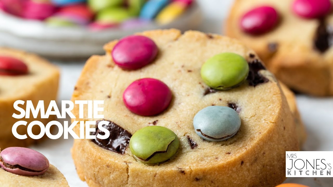 How to make Smartie Cookies - YouTube