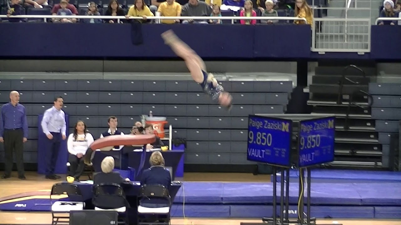 Sydney Townsend- Vault 2017 Exhibition - YouTube