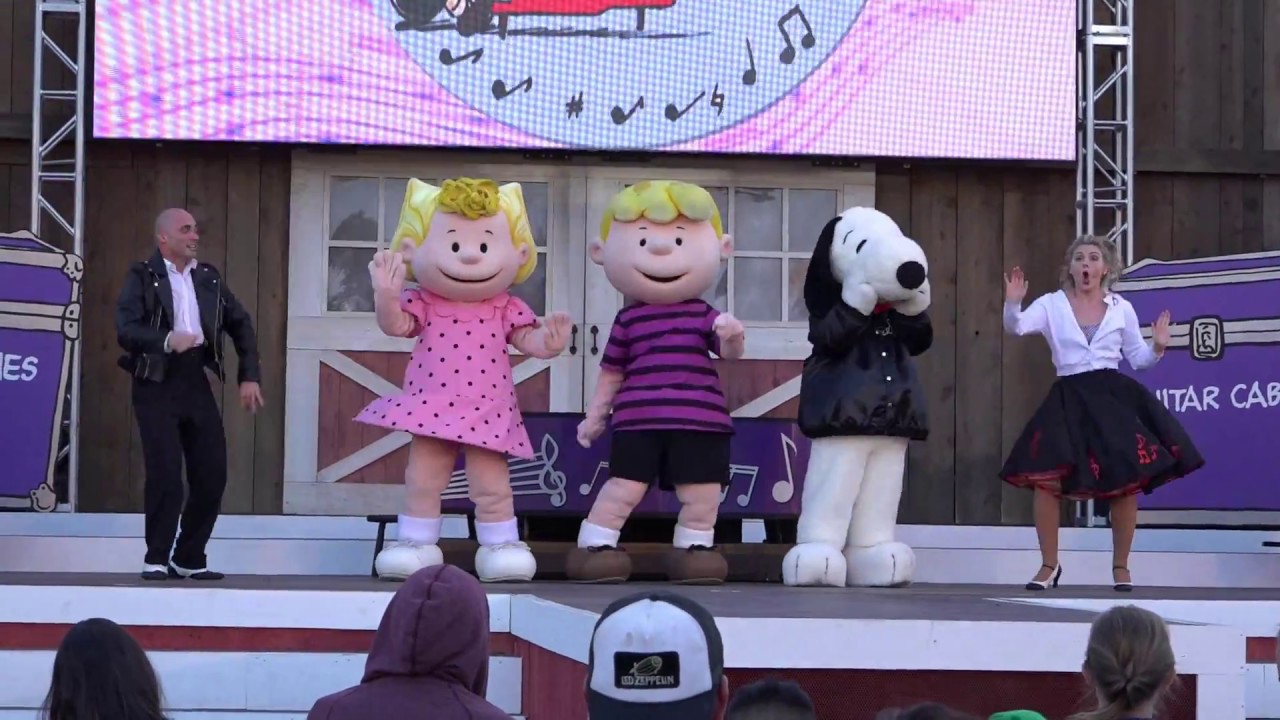 The Music Goes 'Round and Around FULL SHOW at Knott's Berry Farm ...