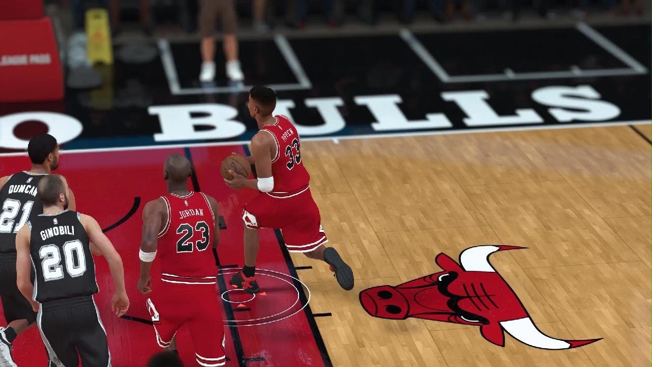 Scottie Pippen posterized Tim Duncan - YouTube