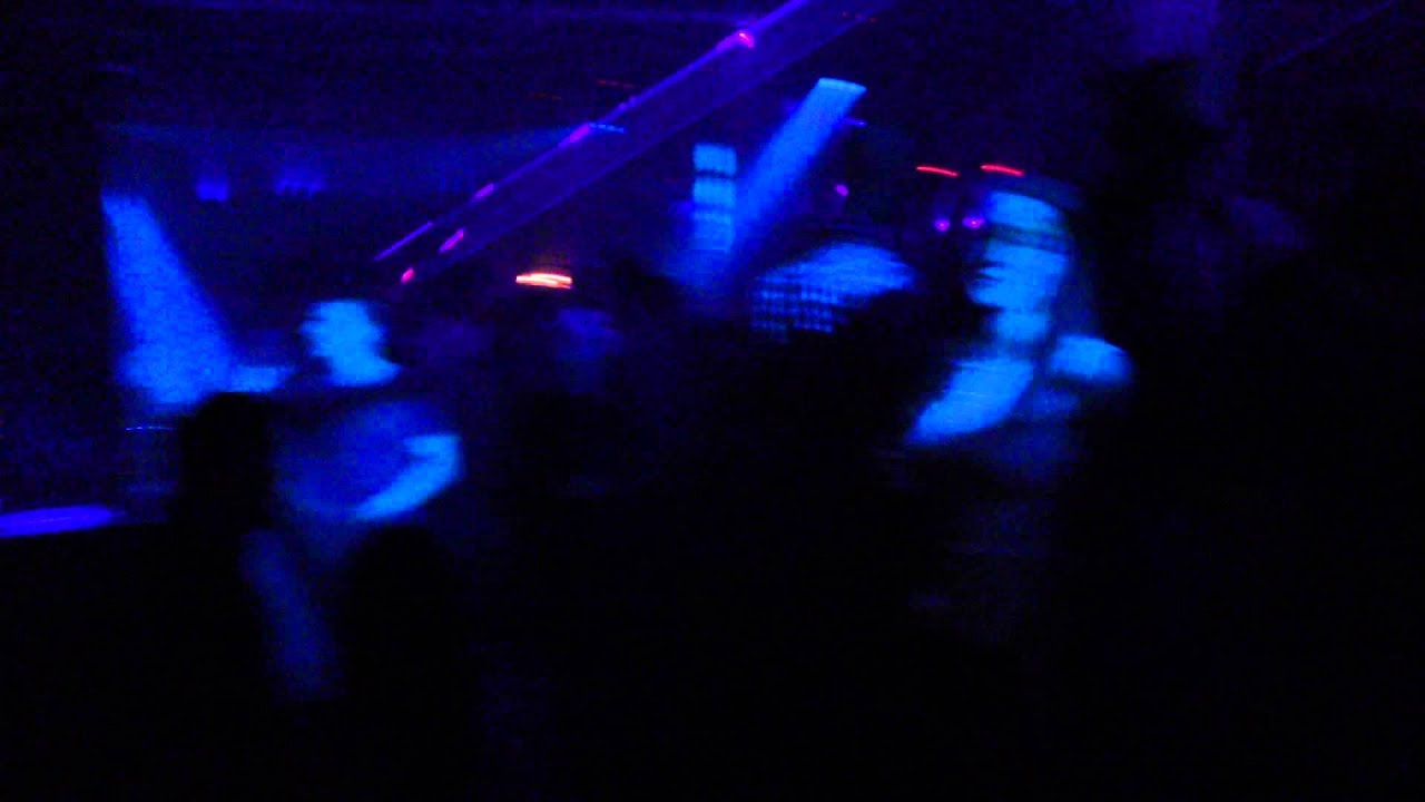 Raffa Ciello @ AtmoZ Hasselt 4 mei 2013 6u 's morgens 3 / 4 - YouTube