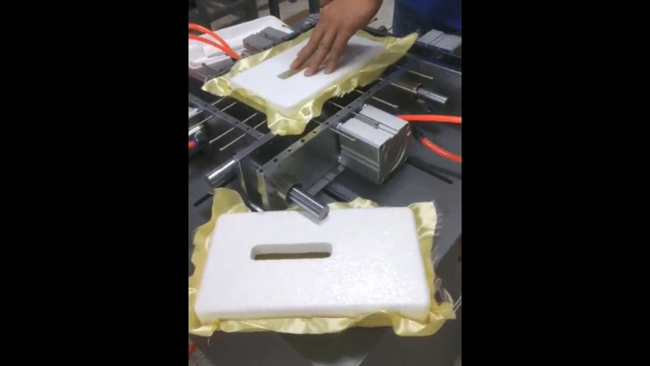 charpie insert machine for boxes - YouTube