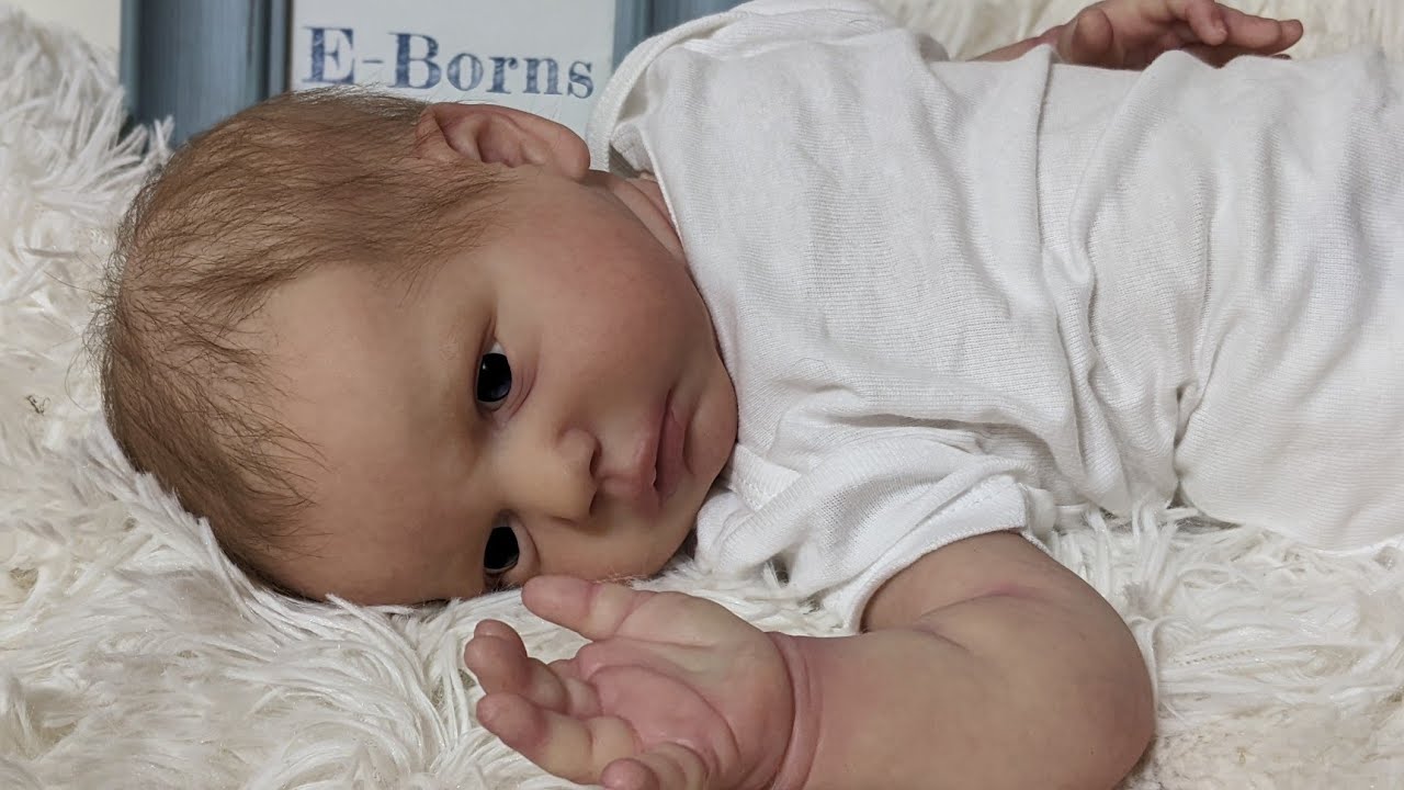 SOLE Juno Awake by Priscilla Lopes painted by E-Borns - YouTube