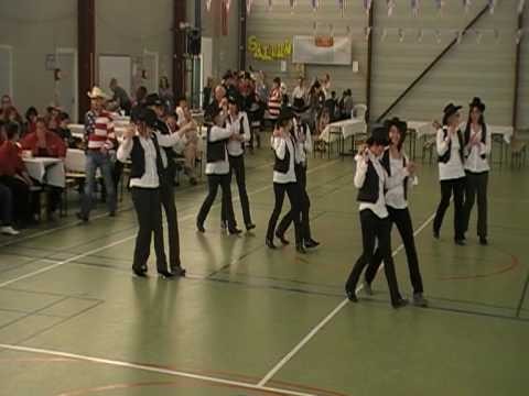 Burning love (couple) line dance - YouTube