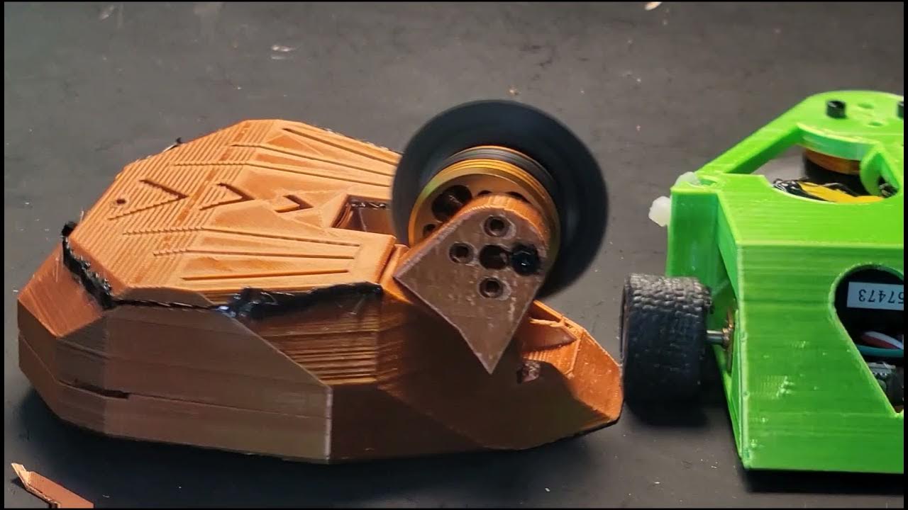 BATTLEBOTS FULL FIGHT/HOMEMADE 3 D PRINTED/ANTWEIGHT - YouTube