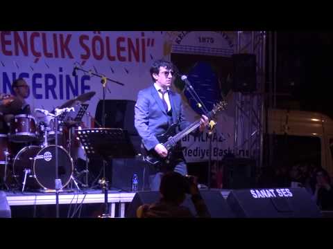 12 -Kelkit Gençlik Şöleni -Ayna- Beni köyümün yağmurlarında yıkasınlar