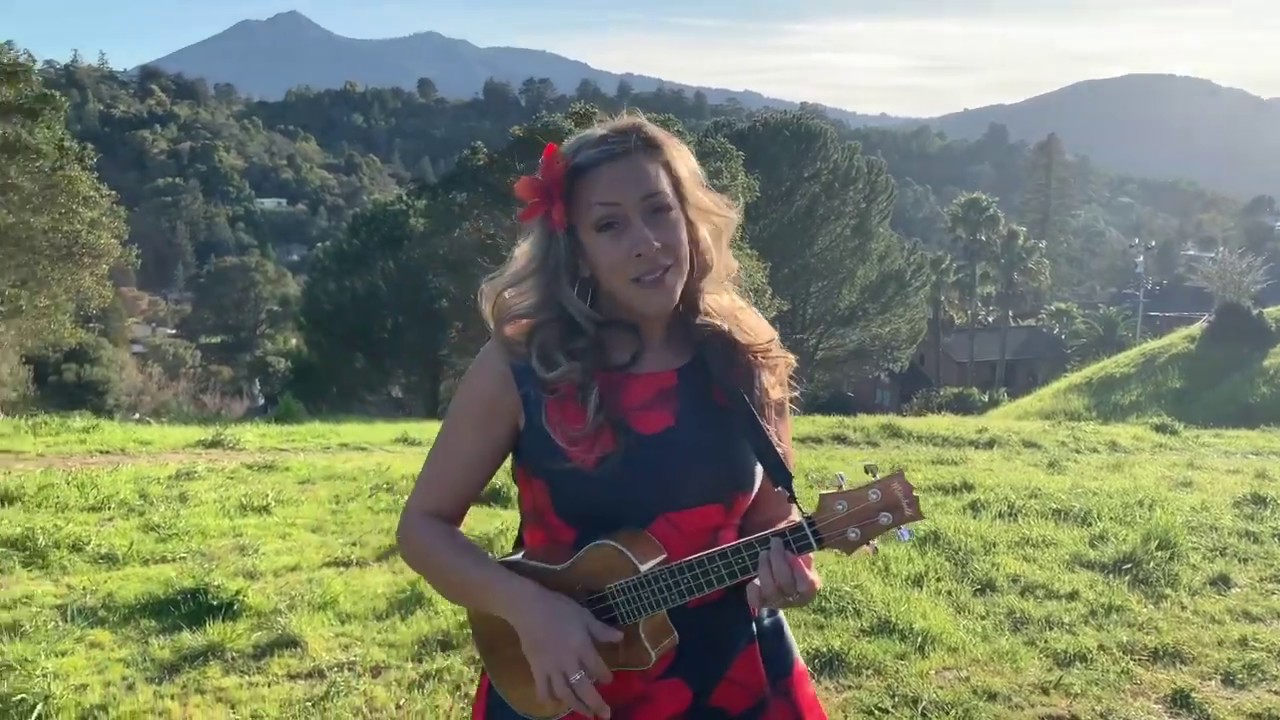 Teal Collins | Ukelele - YouTube