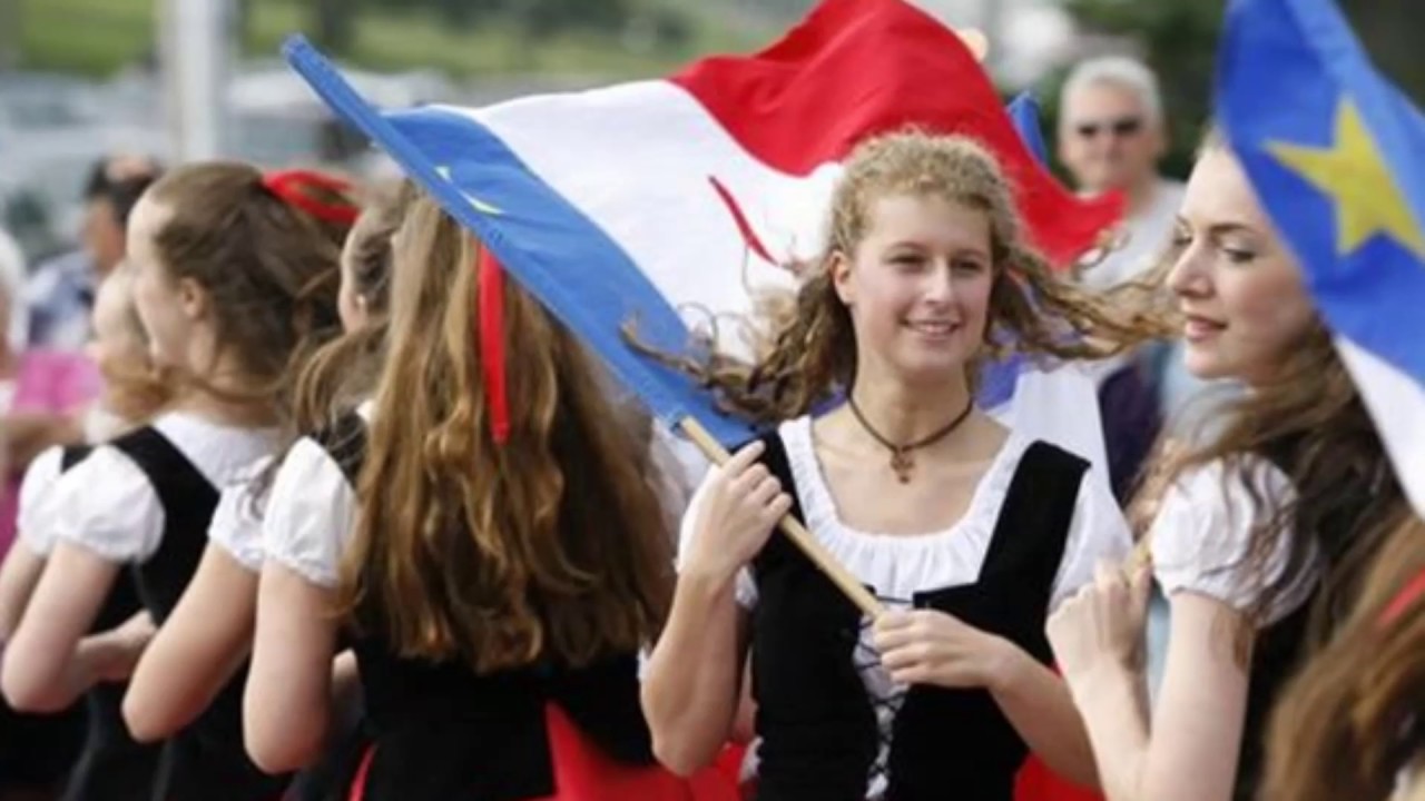 Accents de l'Acadie - YouTube