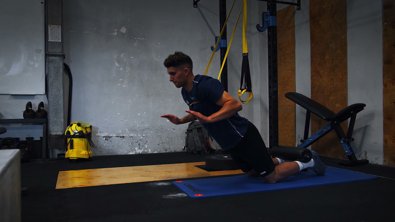 NORDIC HAMSTRING WITH BAND - YouTube