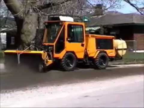 Trackless MT5 Angle Sweeper - YouTube
