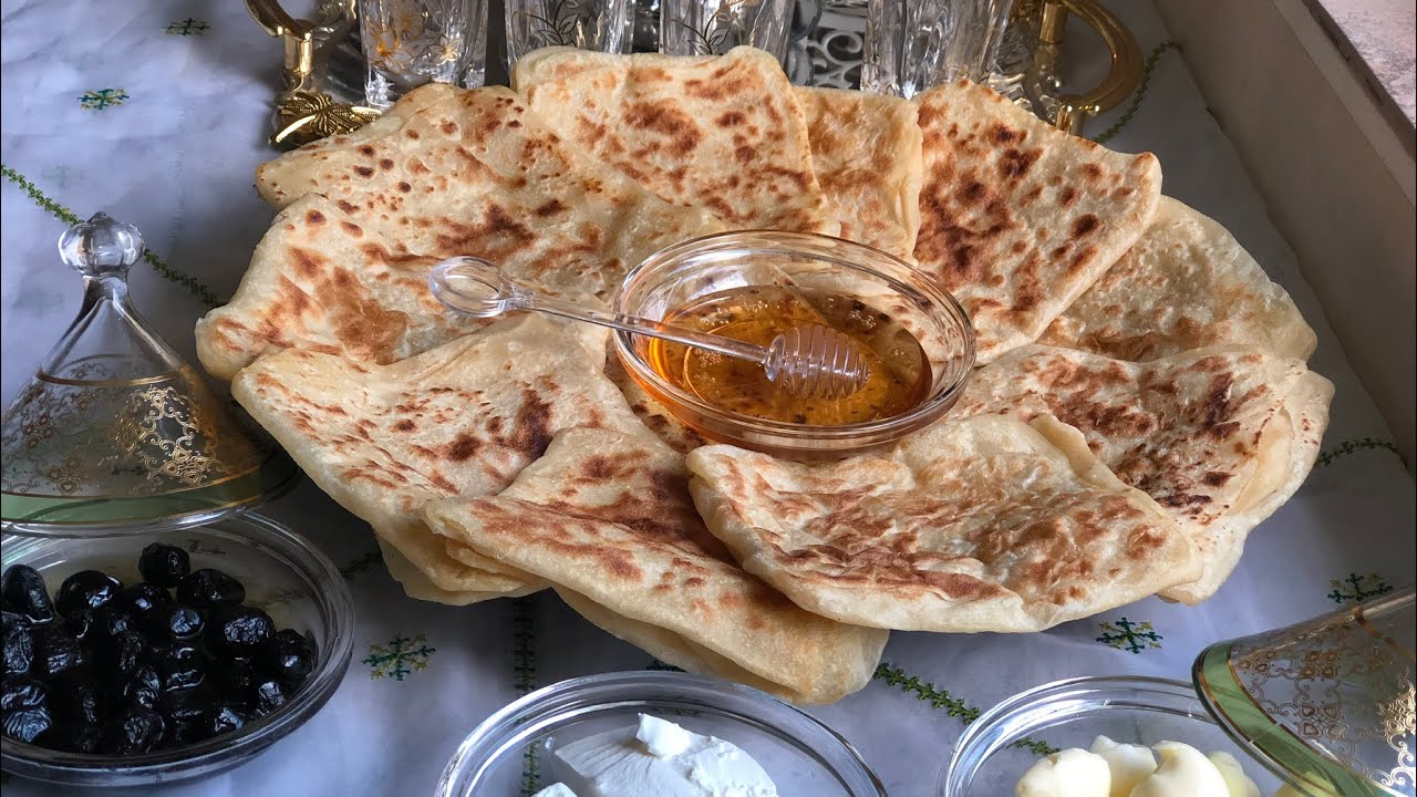 لمسمن المغربي للمبتدئات Moroccan Msemen for beginners - YouTube