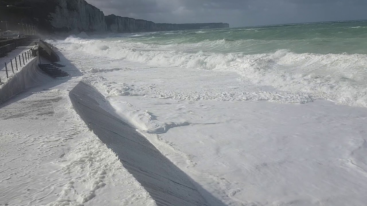 TEMPÊTE Fecamp le 26/02/2020 - YouTube
