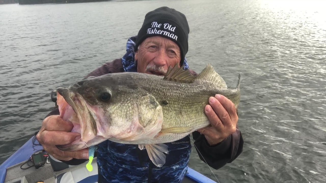 Deep Water Fishing Using Charlie Brewer Slider Jigs, Lake Monticello ...