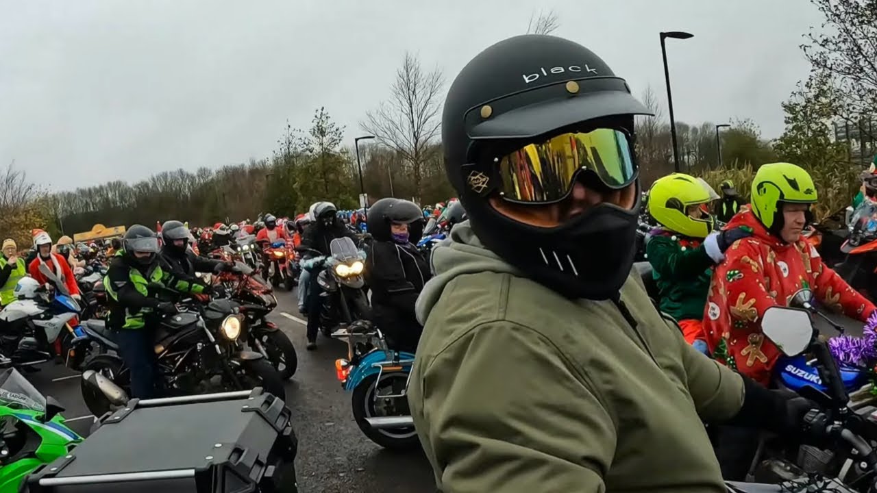 Reading Christmas motorcycle toy run 2024 - YouTube