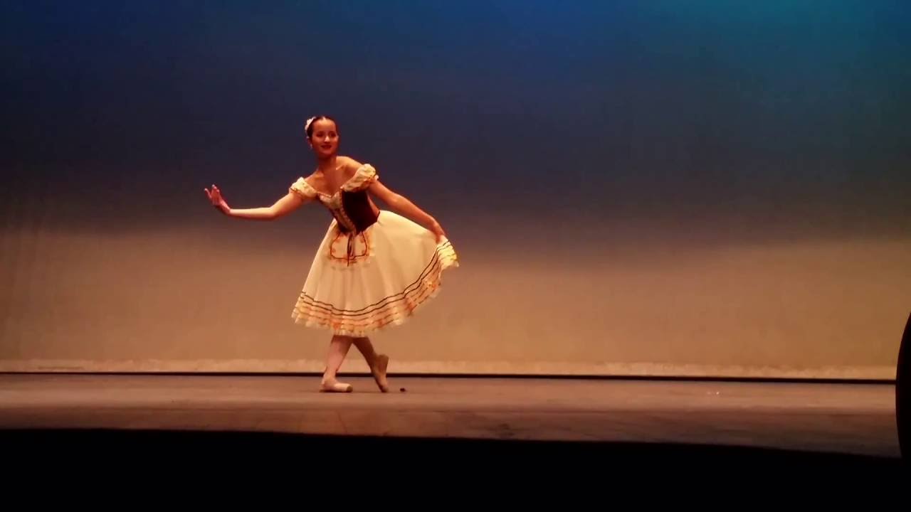 Solo Ballet Gabriele Borges - Paysant - Ballet Thatiana Orite - YouTube