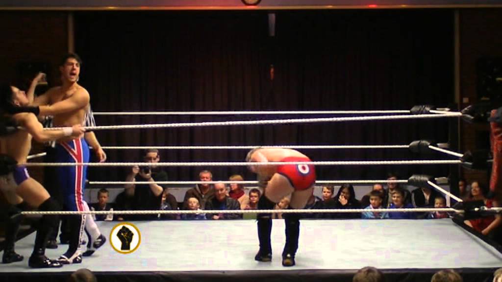 Flash Morgan Webster vs Damien Dunne vs Jakob Castle // Ironfist ...