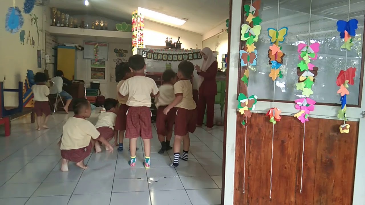 Smart Latihan Tari Mama - YouTube
