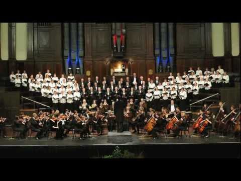 Bach: Mass in B Minor BWV 232: II Symbolum Nicenum: Crucifixus - YouTube