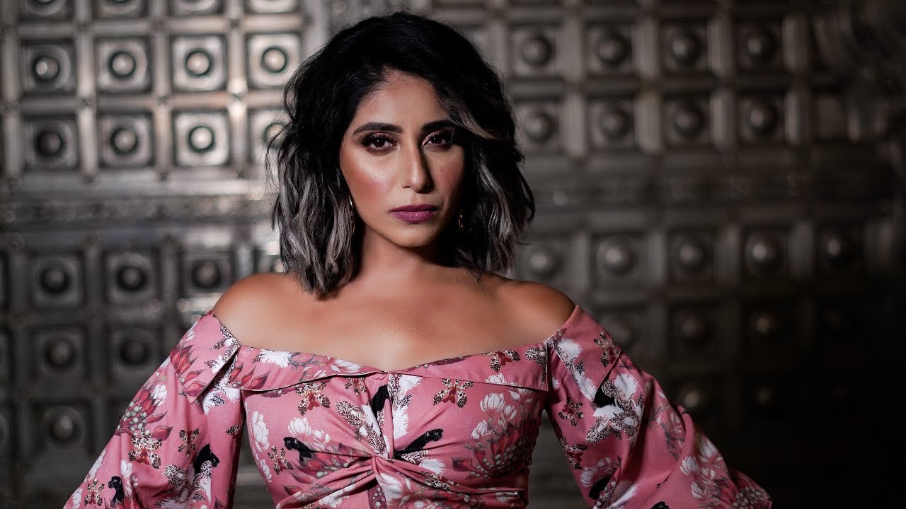Neha Bhasin | Live Performance | 2019 - YouTube