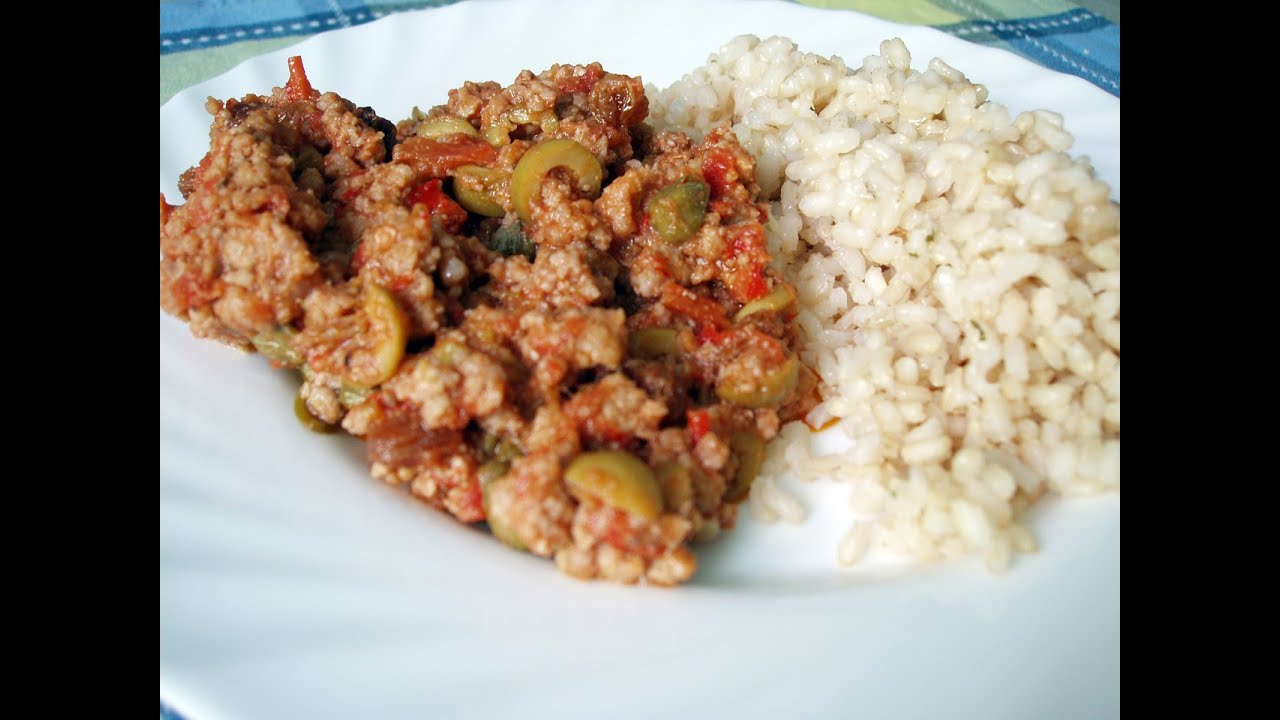 How To Make: Picadillo Con Arroz Cuban style (Ground Beef with white ...
