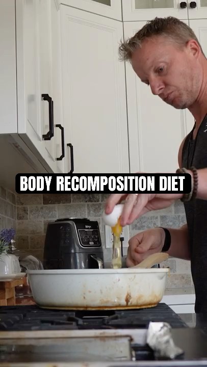 Body Recomposition Diet: Lose Fat & Gain Muscle At Same Time - YouTube