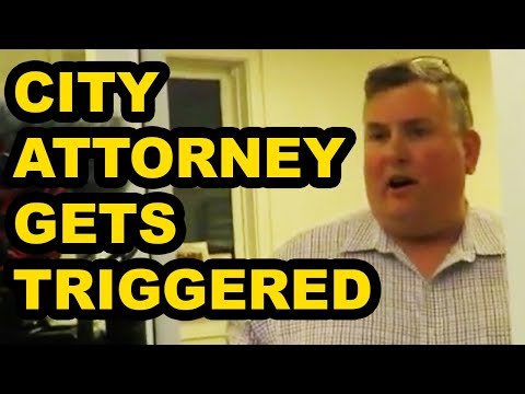 CITY ATTORNEY TRIGGERED - POLICE CALLED - RESIGNED - First Amendment Audit with Amagansett Press