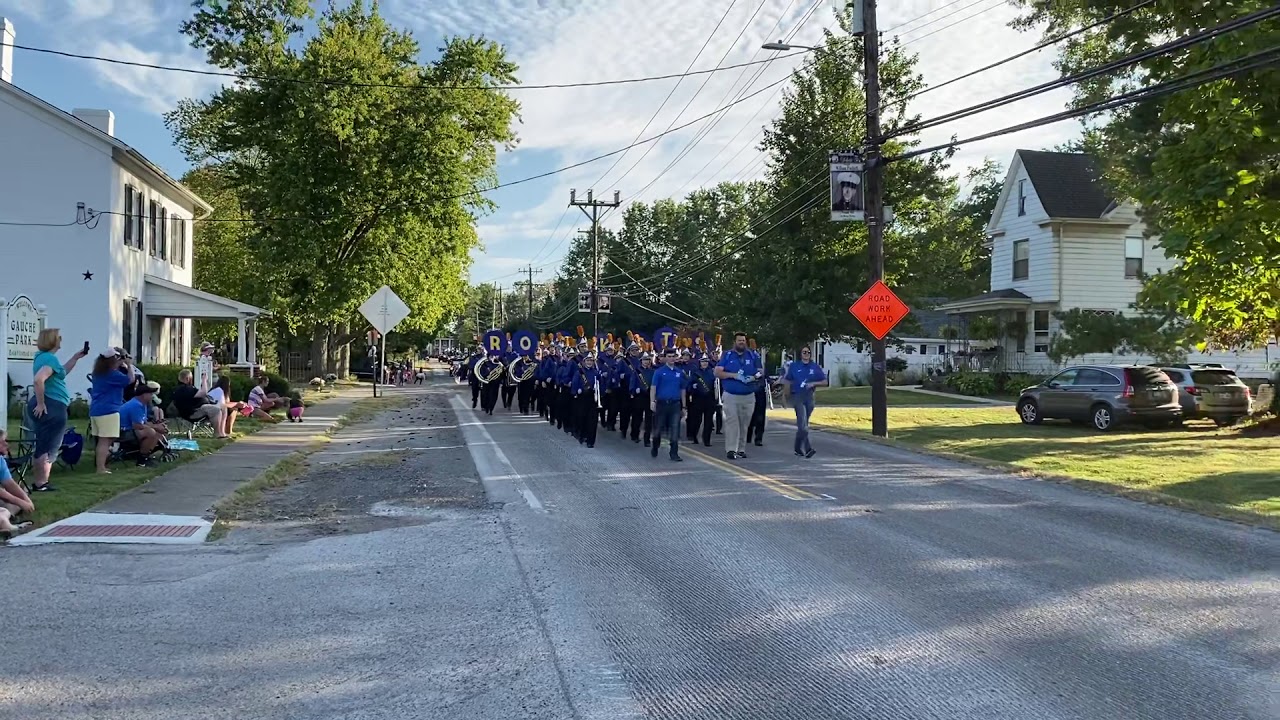 CNE Homecoming Parade 2019 - Marching Rockets - YouTube