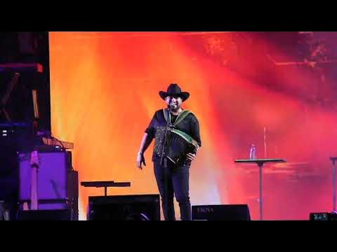 El Vallenato Mayor * Braulio Mata tema: 1000 horas ( d,a,r ) - YouTube