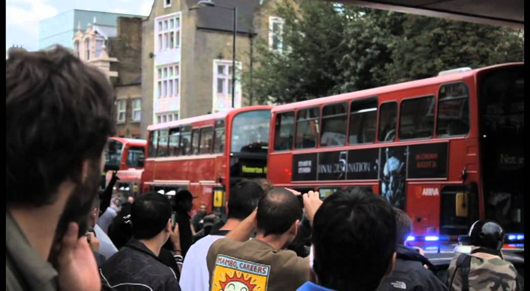 London Riots - Mare Street, Hackney - 08/08/11 - YouTube