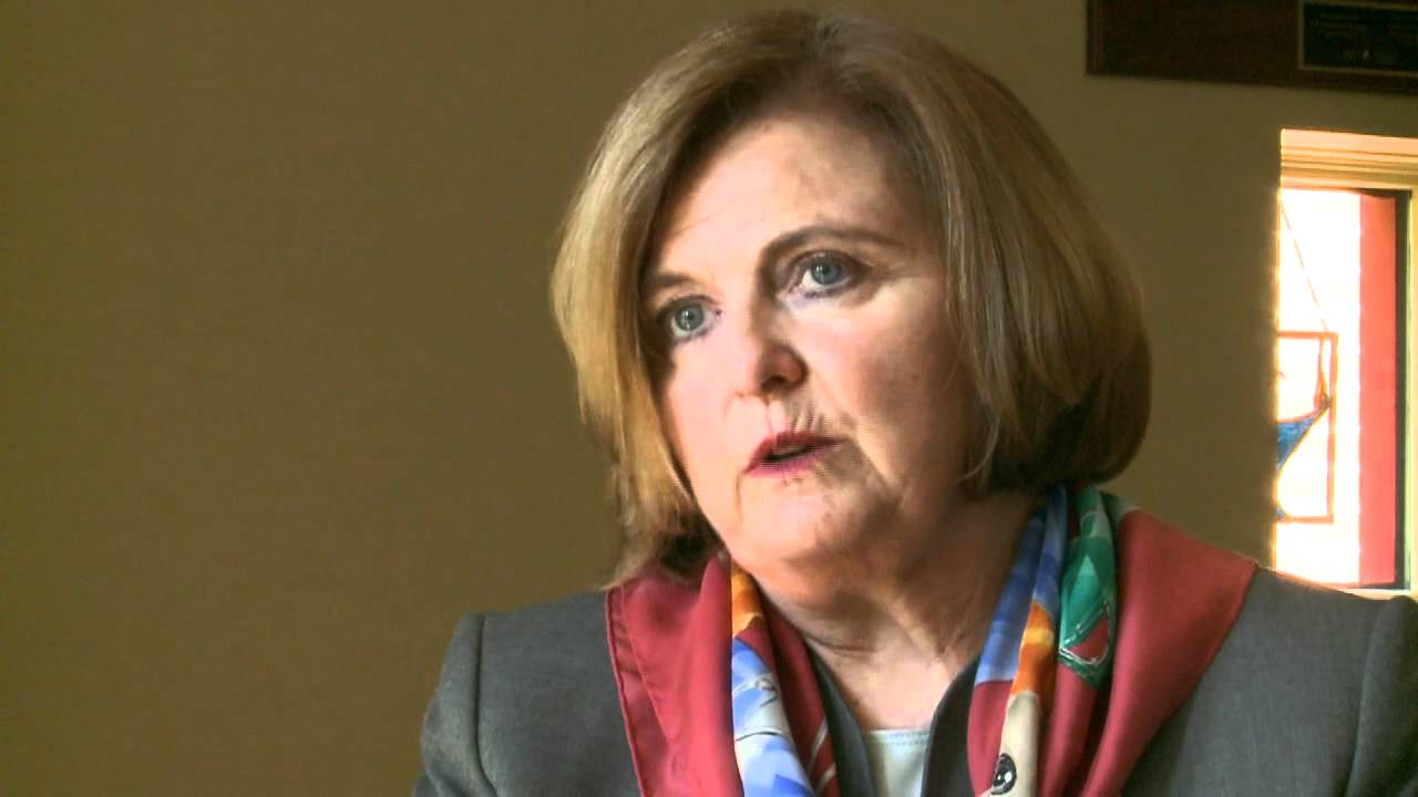 Maureen McTeer - YouTube