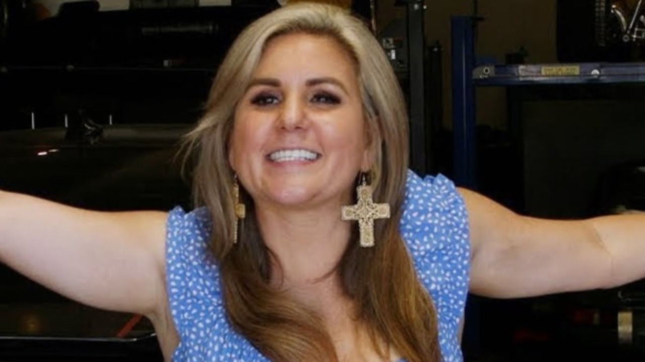 Brandi Passante Shows Off More Than She Wanted To… - YouTube
