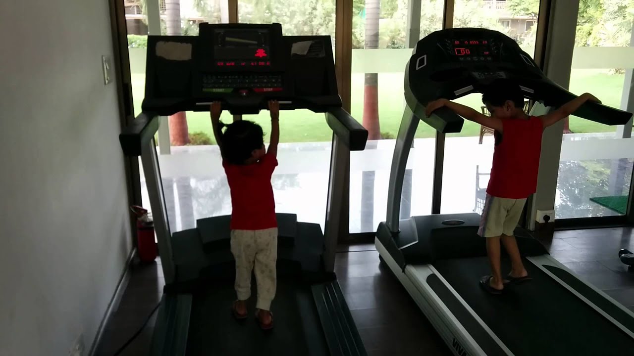 Kids at treadmill - YouTube