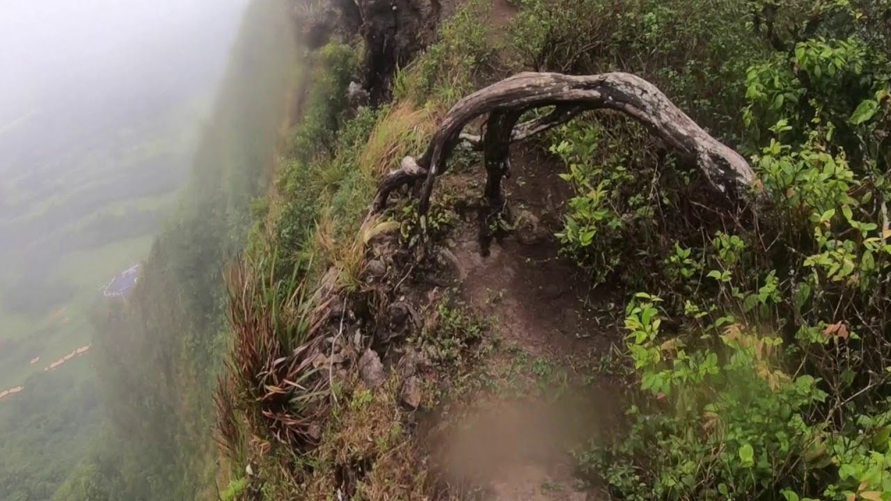 Pali Puka Hike - YouTube