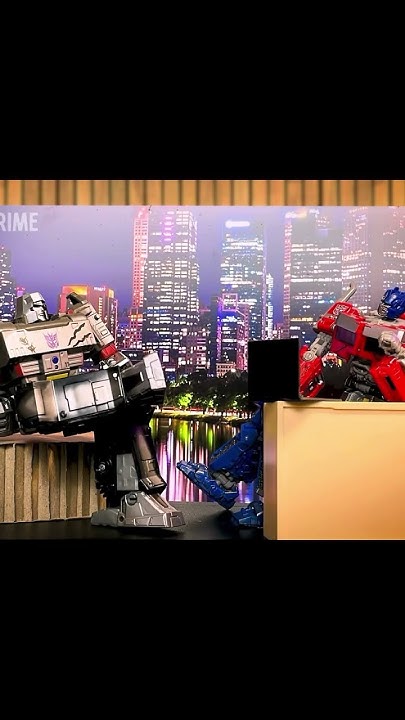Optimus & Megatron 🔥ROAST🔥 Jimmy Kimmel! #transformers #optimusprime #megatron - YouTube
