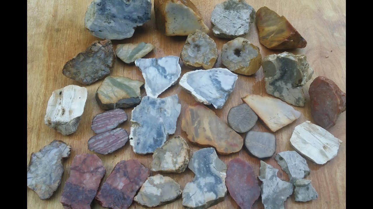 Rockhounding glacial till, cutting jasper, geode & blue chert #7 - YouTube